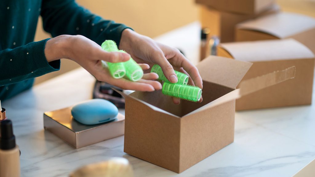 Mastering Hand Assembly Packaging: Elevate Your Brand with Personal Touch