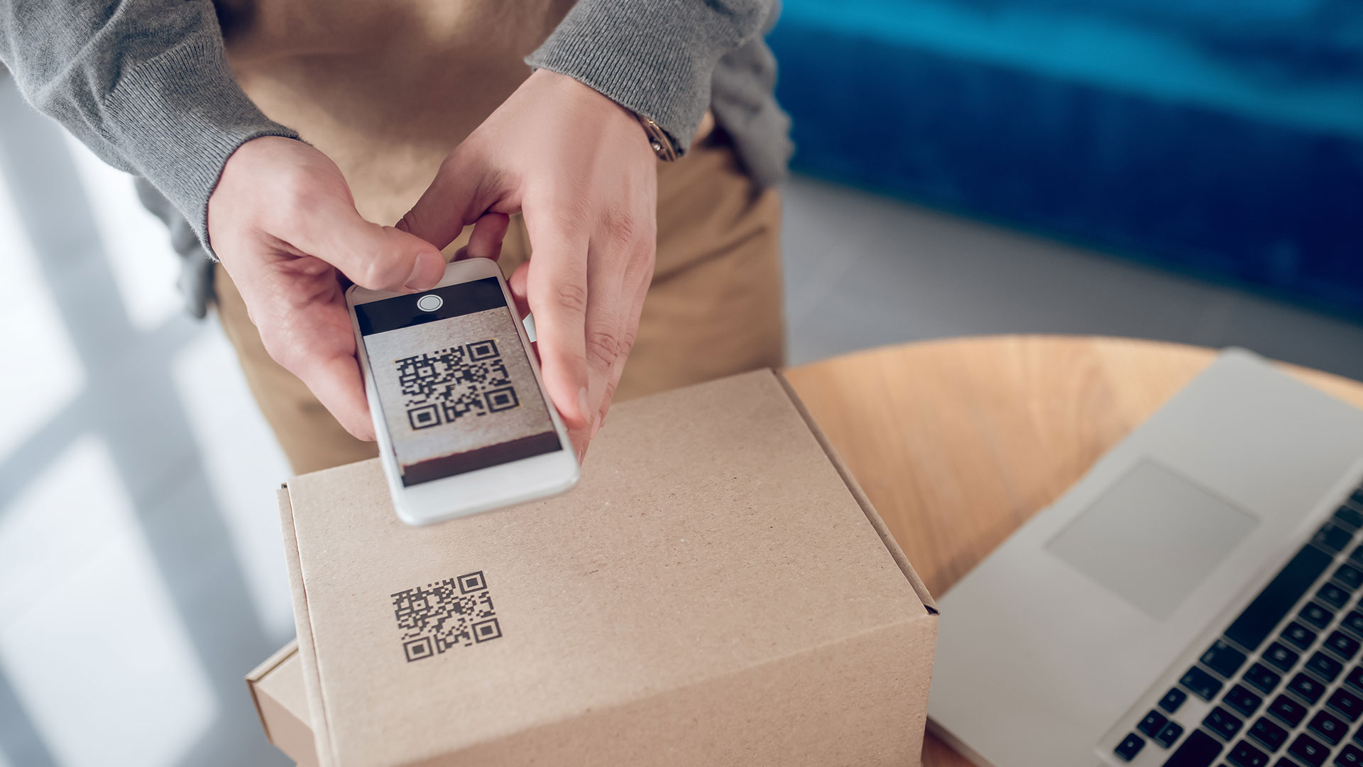 Smart & Connected Packaging: Leveraging QR-Enabled Boxes